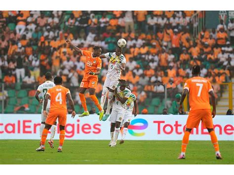 كأس أمم إفريقيا منتخب جنوب إفريقيا يكمل عقد المتأهلين ويرافق منتخب كوت