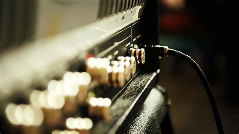 How To Connect A Subwoofer To An Amplifier HowStuffWorks