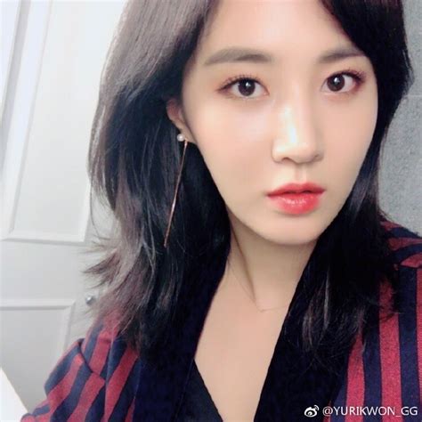 분위기 여신 나야 나 유리 고혹적인 가을 여인으로 분위기 여신 나야 나 유리 고혹적인 가을 여인으로