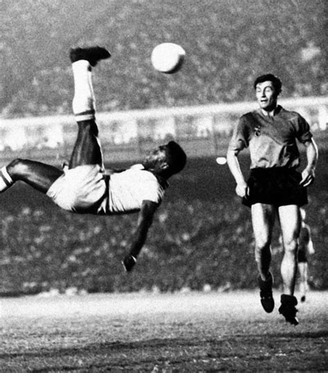 Jogo Bonito Pelés 10 Most Memorable Goals