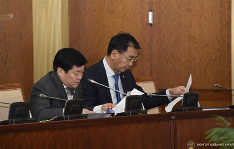 Аюулгүй байдал гадаад бодлогын байнгын хорооны хуралдаанаар хоёр асуудал хэлэлцэж дэмжлээ