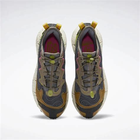 Reebok Zig Kinetica II Edge Trainers Green | Runnerinn