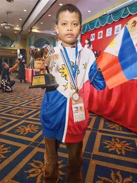 Anyos Na Pinoy Chess Champion Araw Natulog Sa Airport Mag Isang Bumiyahe Sa Thailand Bago