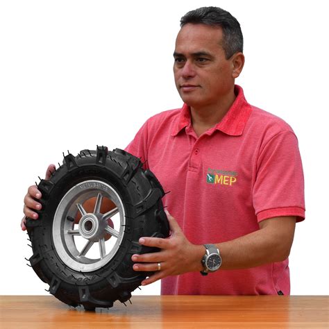 Aro Em Alumínio Tot Power 8 Polegadas 7 Raios 168kg Com Pneu Agrícola