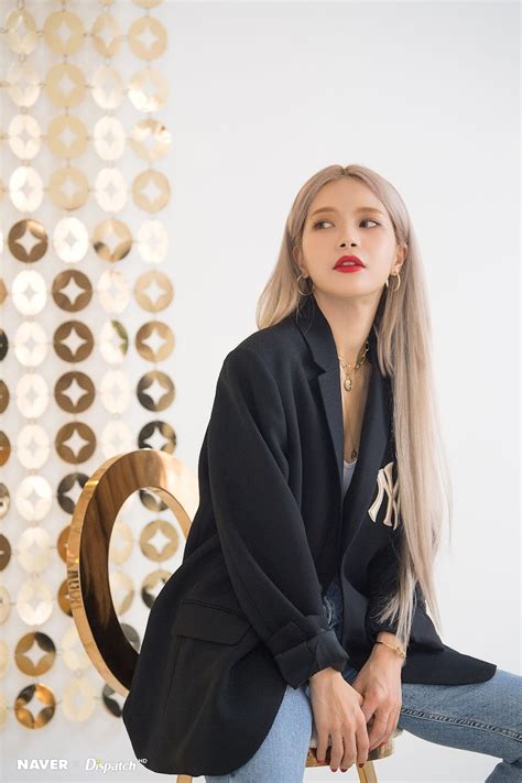10 Times Mamamoos Solar Showed Off Her Explosive Charisma In Suits