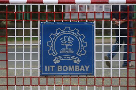 In 50 Words Billionaire Infosys Co Founder Donates 385m To Iit