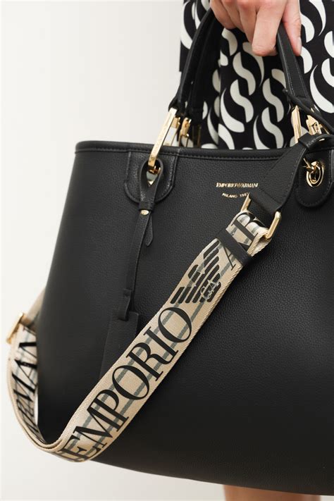 Сумка Emporio Armani — Сумки — Женские аксессуары — X-MODA.RU ...