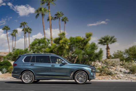 2023 BMW X7 XDrive40i Shown In Blue Ridge Mountain