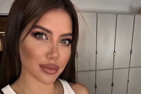 Avete Mai Visto Wanda Nara Senza Trucco Forse Non La Riconoscete FF Web Magazine