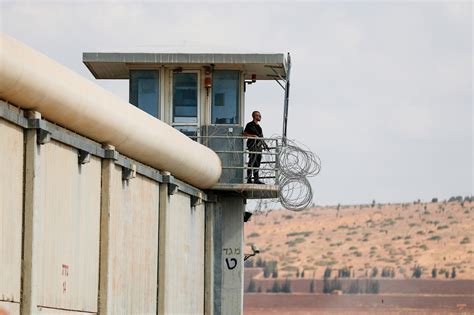 Palestinian Terror Inmate Suspected Of Raping Guard Repeatedly The