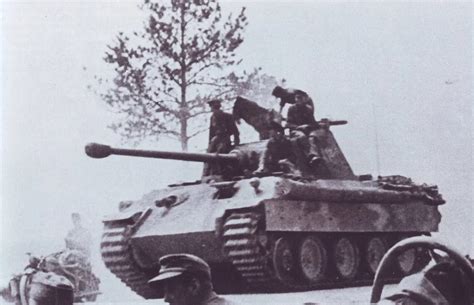 1252a | A Military Photo & Video Website