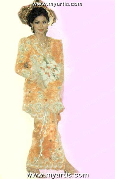 Biodata Dan Foto Nostalgia Abby Abadi Iluminasi