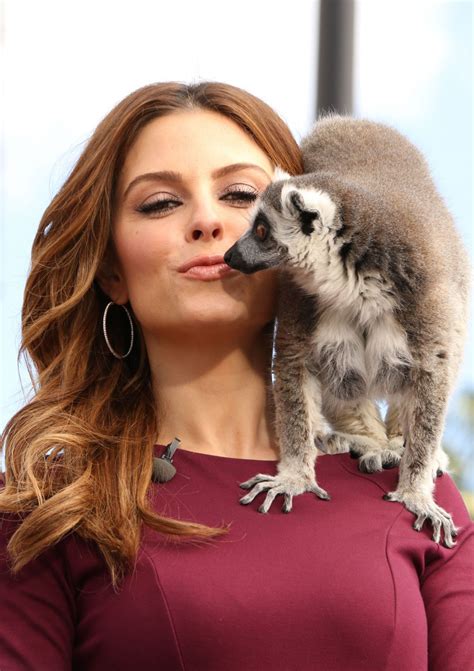 Maria Menounos On The Set Of Extra In La April 2014 • Celebmafia