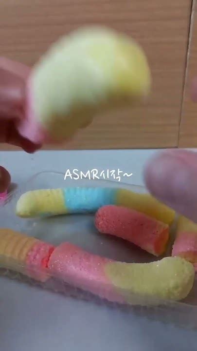 Asmr 바삭 동결 사우어 웜즈 먹방🪱 Youtube