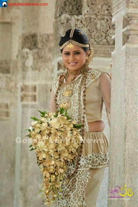 Lankan Actress Ishara Dewendras Wedding