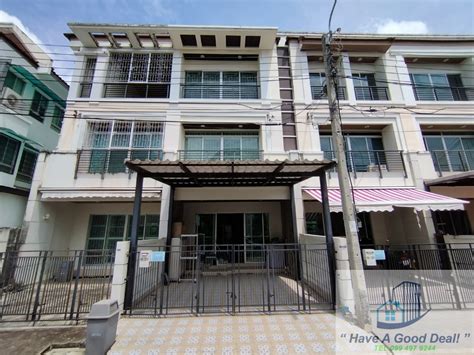 ทาวน์โฮม 3 ชั้น 19 4 ตร วา ม บ้านกลางเมือง Urbanion สาทร ตากสิน1