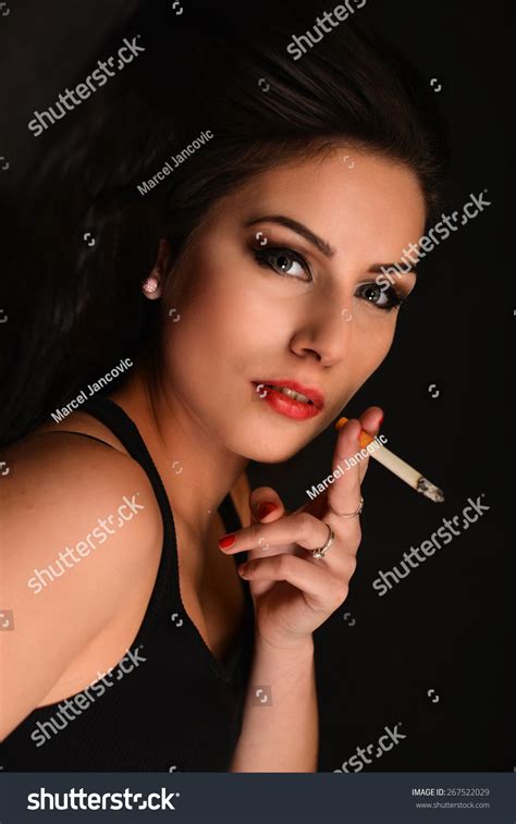 Young Beautiful Woman Smoking Cigarette写真素材267522029 Shutterstock