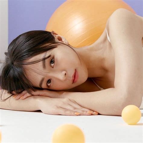 3 고급편 향수를 그림 그리듯 상상한 이미지를 그려내듯이 향을 쌓아나보세요 예를 들어 플로럴향에 그린향조와