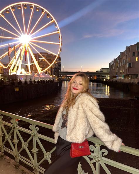 İlke Dönmez Kölnün ışıkları Altında Bir Akşam 🎡 Fashionincologne