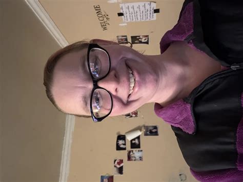 Me Smiling Nude Pics Xhamster