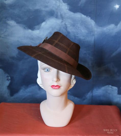 Vintage Late 30s Early 1940s Womens Brown Fedora Tilt Hat 1940s Woman Brown Fedora Women