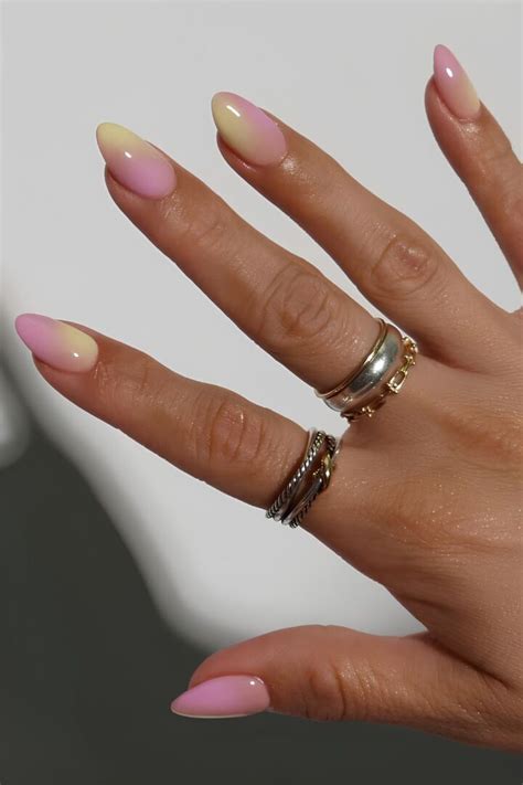 35 Fresh Butter Yellow Nail Looks You Need For 2026