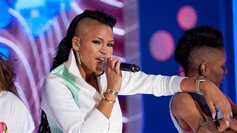 Cassie Und Lil Wayne Cassie Has A Natural Swagger Most Artist Try