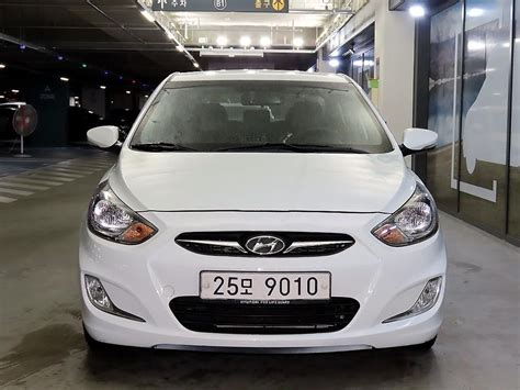 2012 현대 엑센트 신형 14 Vvt 프리미어 420만원 중고차 중고지만 높은 안전성과 신뢰성을 자랑하는 차 경기도 수원시 영통구 이의동 비즈프로필