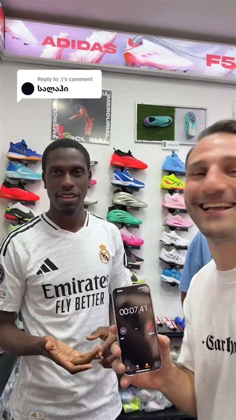 Jassport Georgia მაღაზია ჩემი მაინც იყოს რამდენ კარგ მაისურს ჩამოვიტანდიიიიი 😭 Instagram