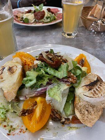 Cafe Du Commerce Raphele Raphele Les Arles Restaurant Reviews