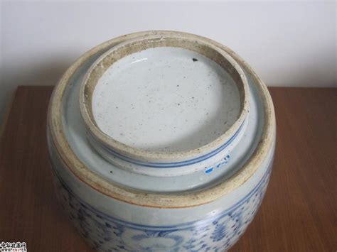 清中期景德镇窑青花缠枝牡丹纹喜字盖罐《已售》 藏家展厅 收藏资讯艺术家书画家书画名人书法家 中华收藏网