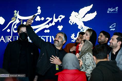 خبرآنلاین عکس تیپ و ژست‌های جالب پژمان جمشیدی در جشنواره فیلم فجر