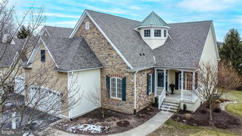 5871 Hickory Hollow Ln Doylestown Pa 18902 See Est Value Schools