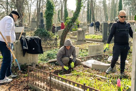 Питат софиянци такса или какво друго да се прави с гробовете ако не