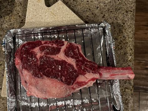 Reverse Seared 36oz Tomahawk Ribeye Rtraeger