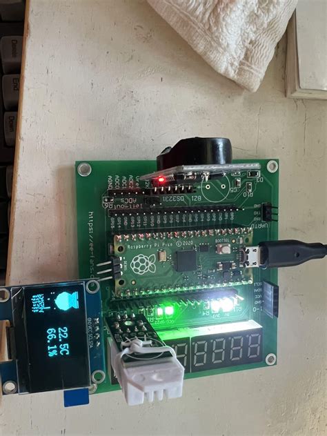 Raspberry Pi Pico With Dht22 And 1 3inch Oled12864 C R Raspberrypipico