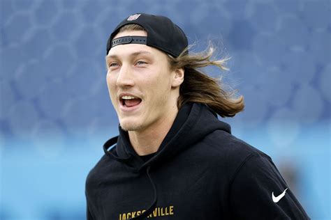 IN PHOTOS Trevor Lawrence And Marissa Lawrence Enjoy Tranquil Offseason Getaway At Beachside