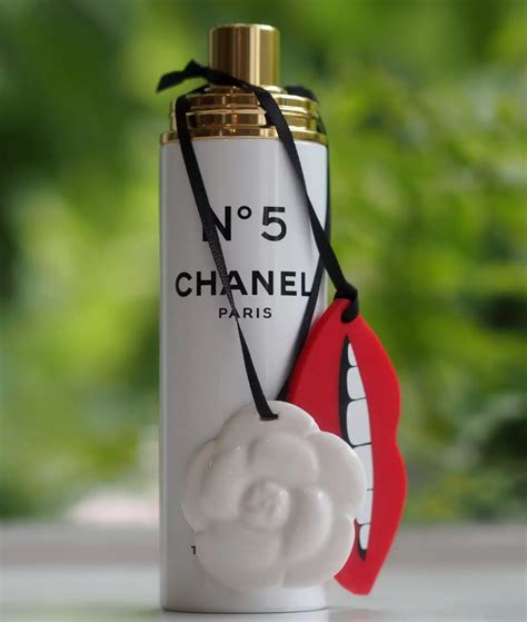 CHANEL No.5 Deodorant | British Beauty Blogger