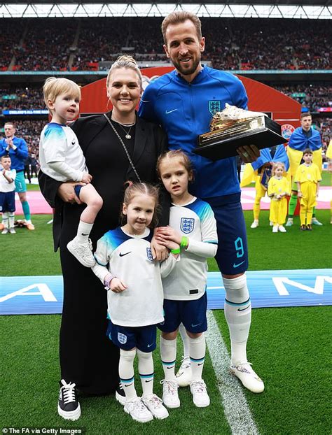 Meet Harry Kanes Rocks England Legends Wonderful Life With Wife