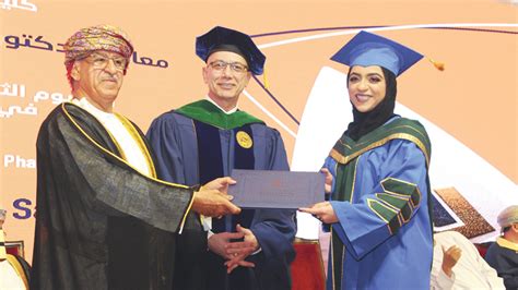 الجامعة الوطنية للعلوم والتكنولوجيا ترفد سوق العمل بـ 110 أطباء و46