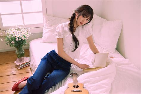 장원영의 스프링 룩 ‘사랑스러운 봄날