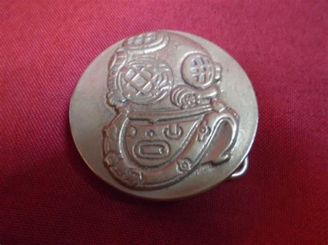Diving Helmet Circular Belt Buckle Bonds Nautical