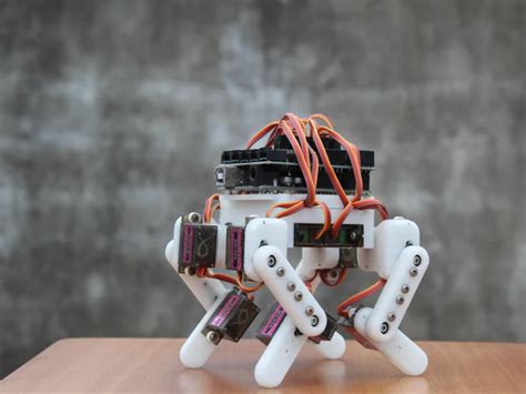 Mini Robot Cuadrúpedo Arduino Remezclado Por X57z Makerworld Descarga