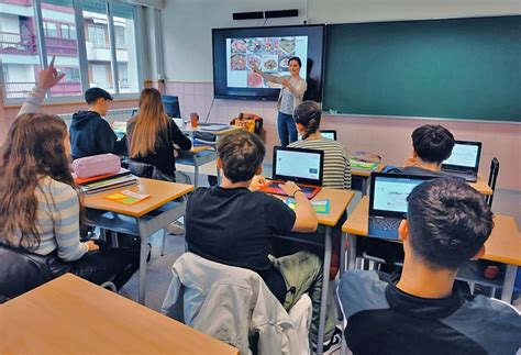 Monitores Interactivos Traulux En La Educación Plurilingüe Integrada
