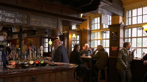 Watch Sunday Morning: Last call: The decline in English pubs - Full ...