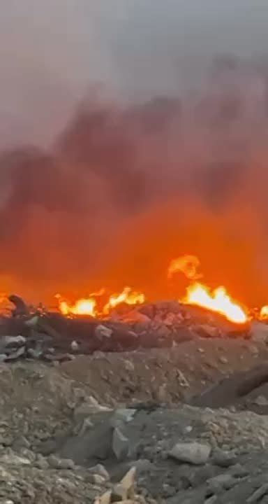 На полигоне твердых бытовых отходов в Евпатории произошел пожар Лента