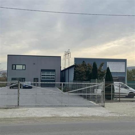 Depozit Haine Second Hand Si Outlet Bacau Bacau