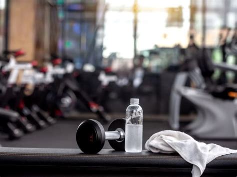 بهترین باشگاه های بدنسازی غرب تهران ویژه آقایان و بانوان خدمات و آدرس تلفن