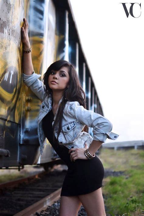 Hot Sexy Alyssa Bernal Bikini Pics