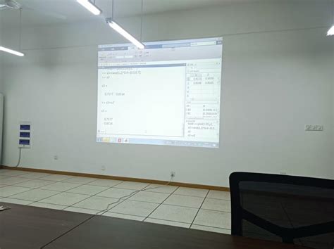数据科学研究与应用团队召开第三次学术研讨会 信息与网络工程学院